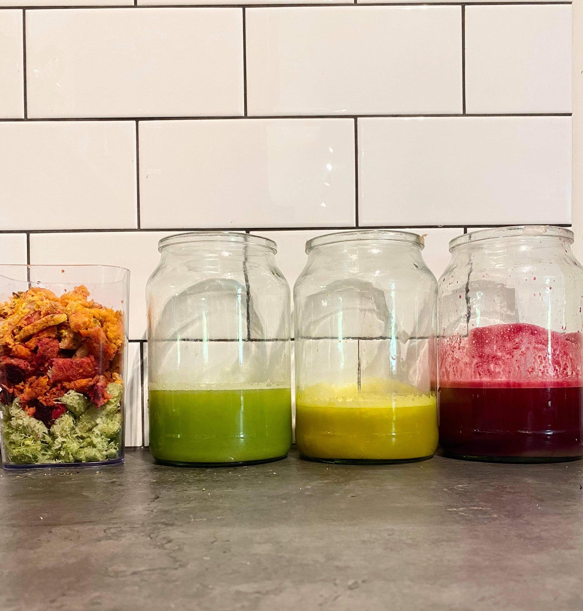 Organic Fruit Juicing Box
